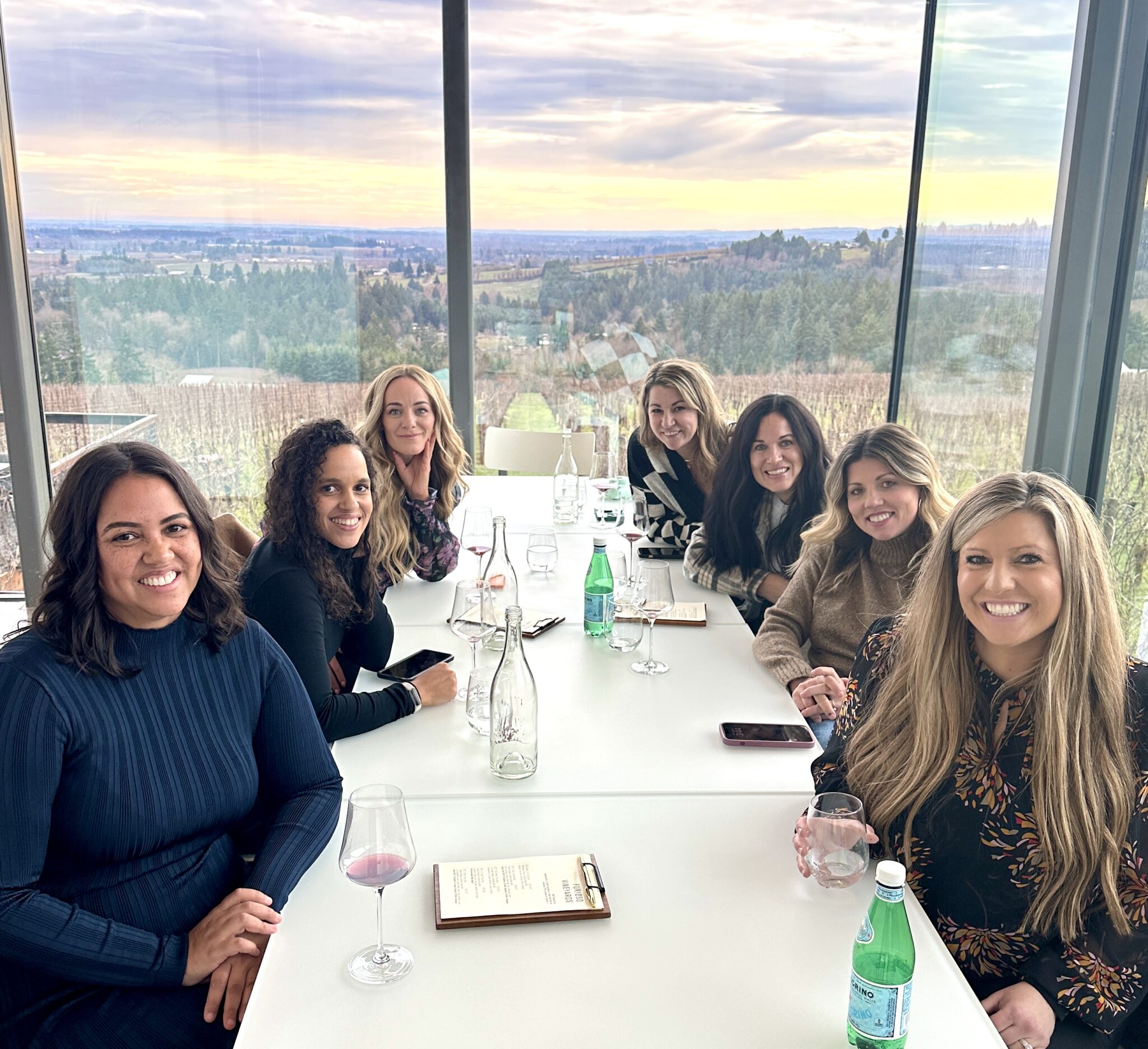 First Wine Club To Include Transportation As A Perk - NW Wine Shuttle